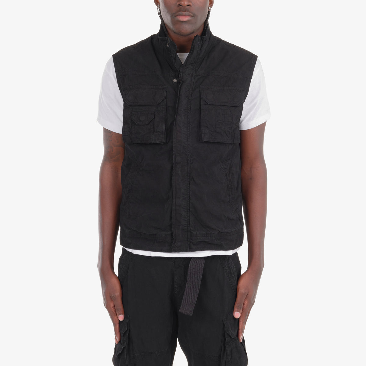JET BLACK CARGO VEST